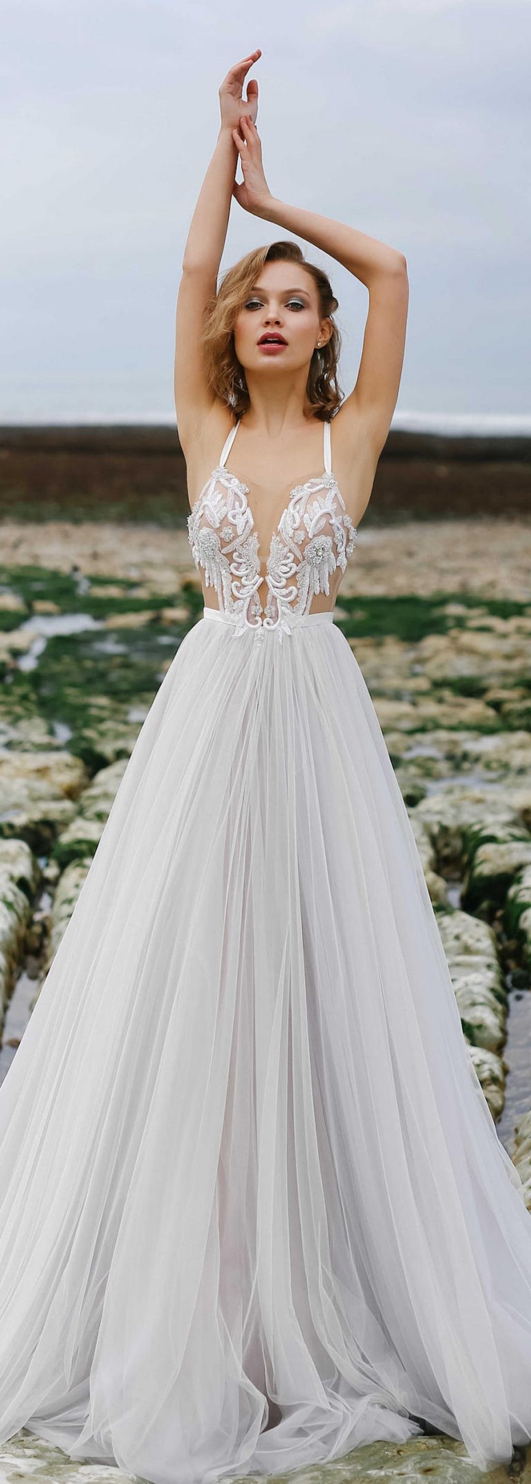 20 Fabulous Wedding Dresses you can buy on Etsy - Belle The Magazine
